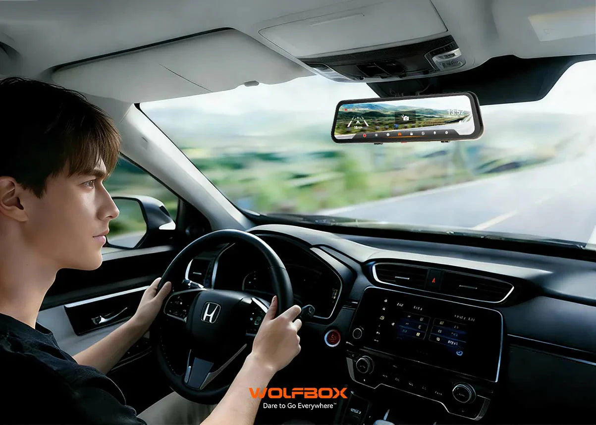 Tracking Teenage Drivers: How Dash Cams Keep Teens Safe on the Road